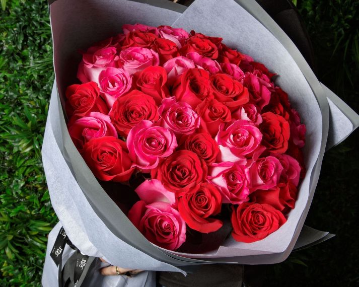 Red Roses | Luxury Long-Stemmed Roses Delivered | Roses Only