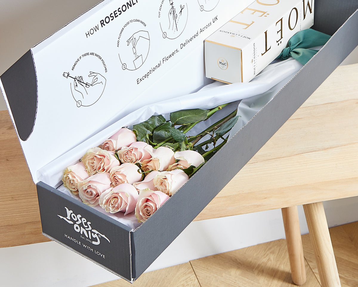 12 Pink Roses & Moët | Roses Only UK